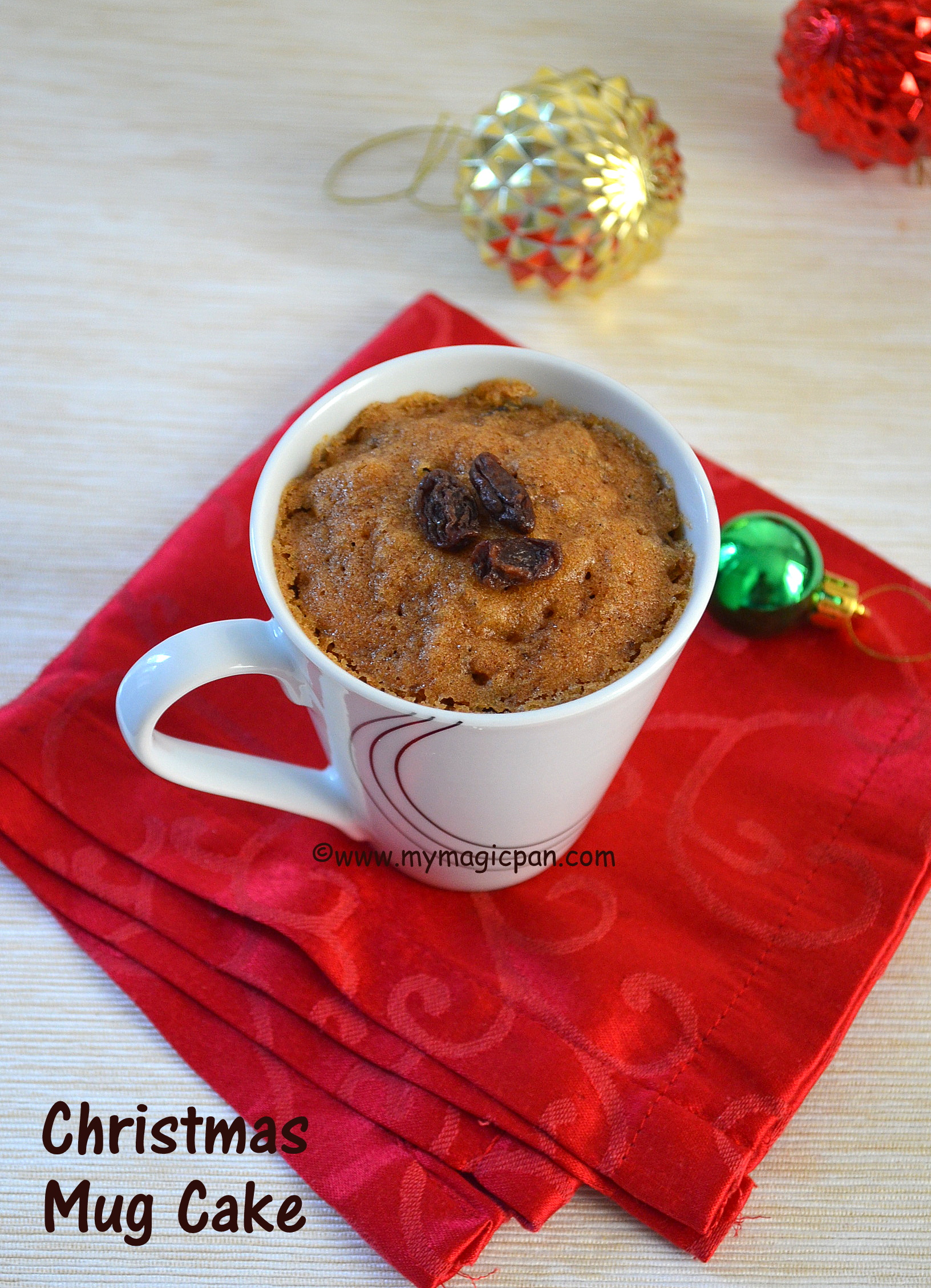 Christmas Mug Cake – 2 Mins Microwave Christmas Cake