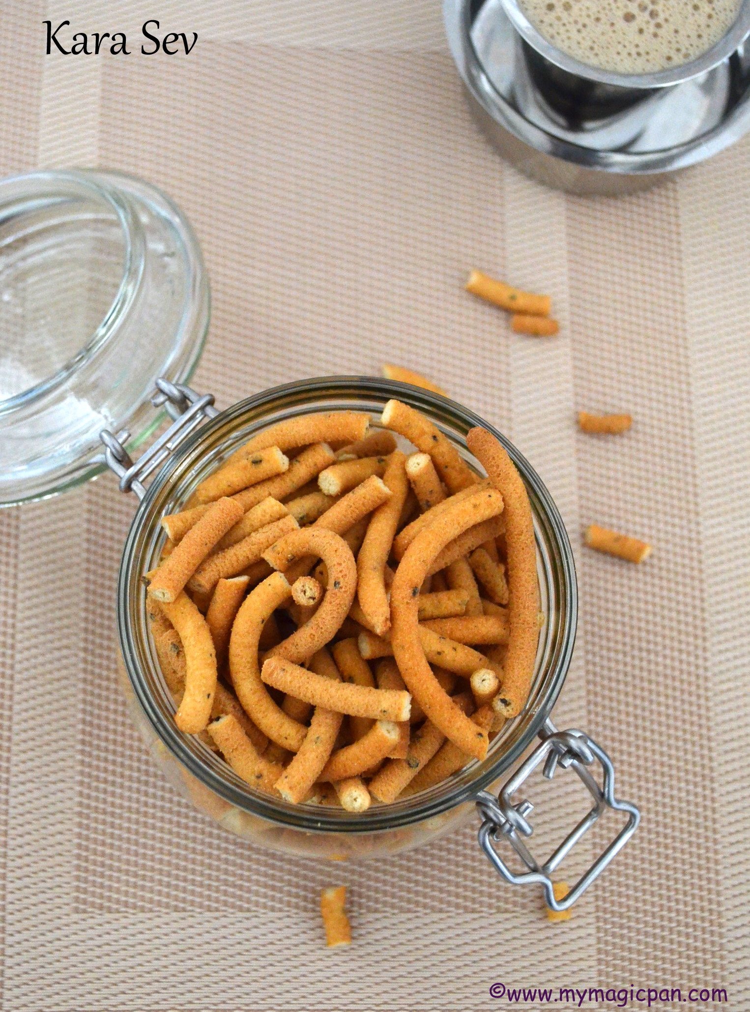 Kara Sev – Besan Sev