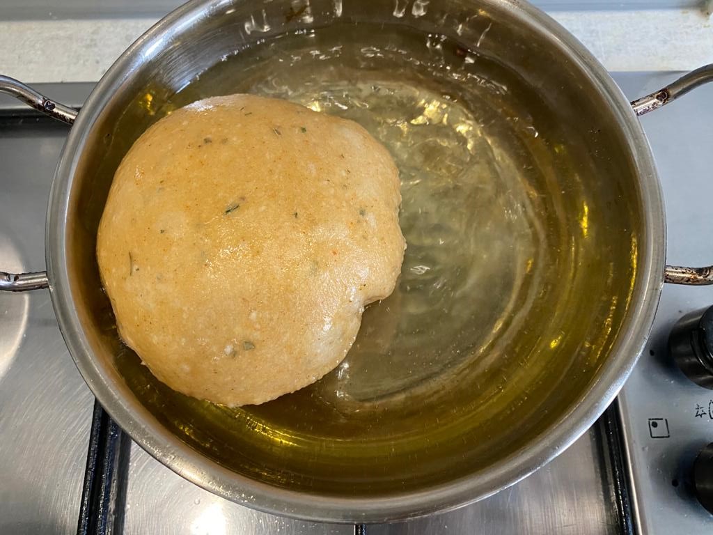 Paneer Poori – Wheat Flour Paneer Puri