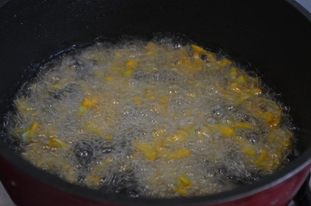 Pudalangai Pakoda – Snake Gourd Pakoda