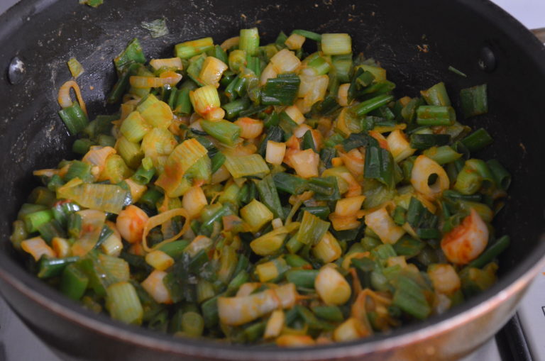 Spring Onion Sabji – Hari Pyaaz Sabzi