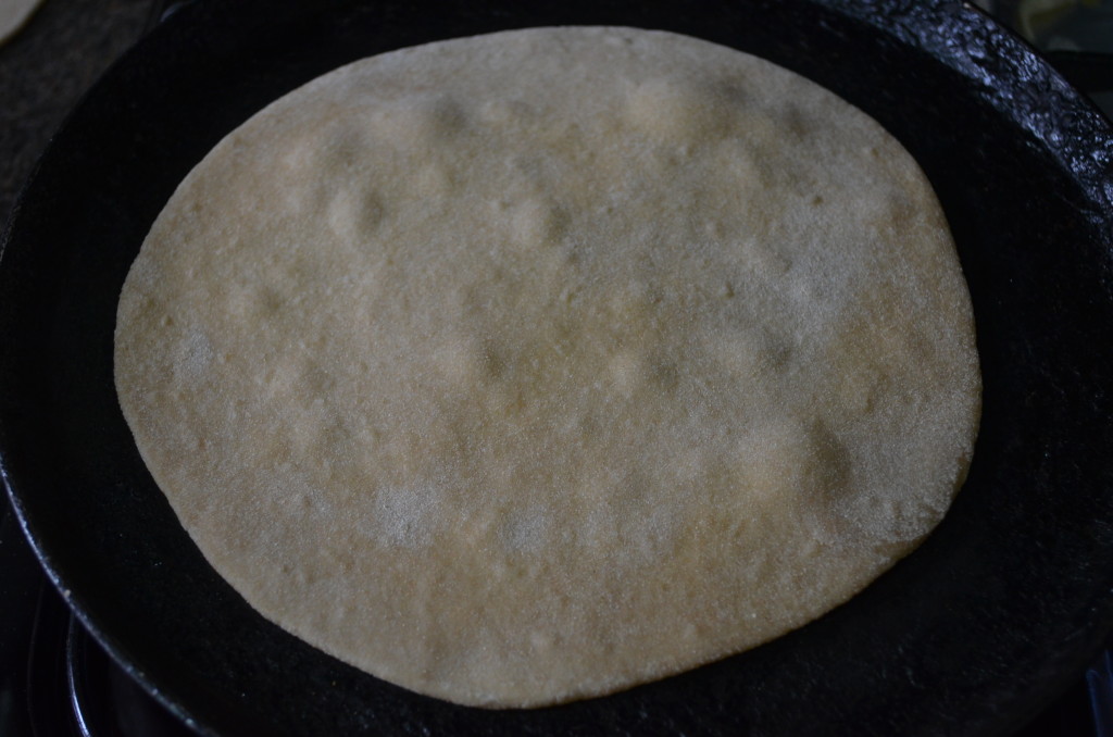 Phulka – How to make soft phulkas – Roti Recipe