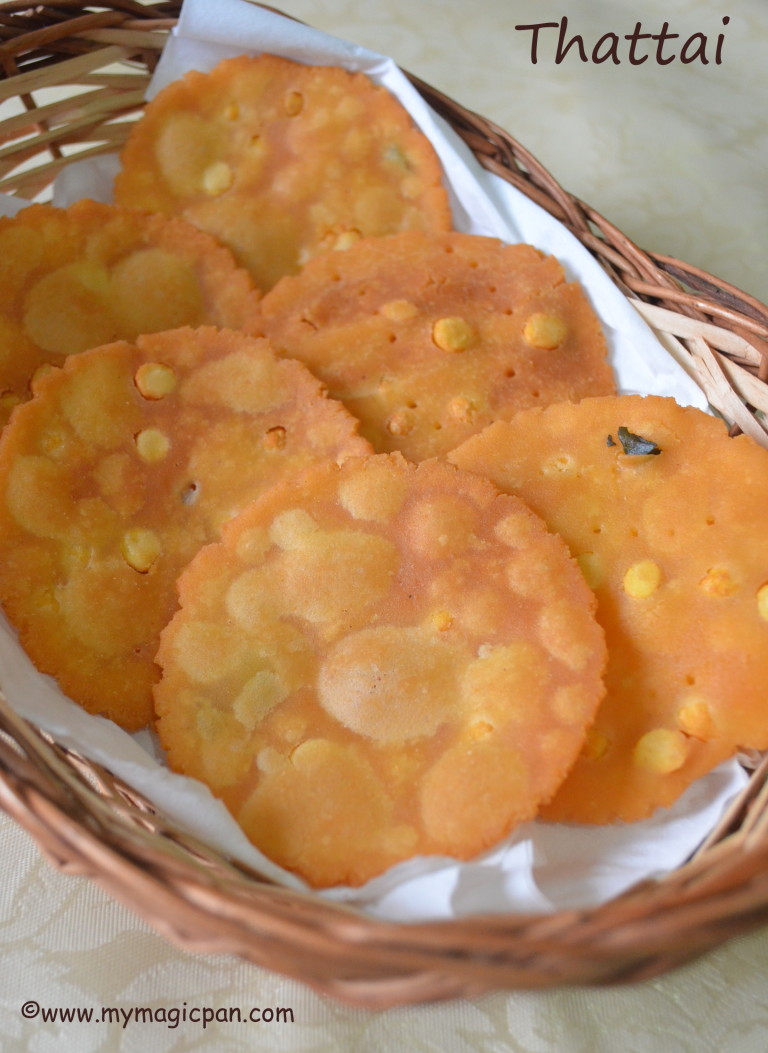 Thattai – Easy Thattai Recipe