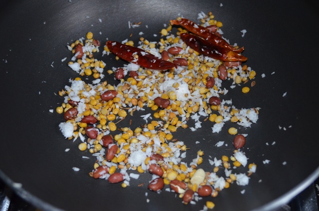 Vazhakkai Podi Curry – Raw Banana Poriyal