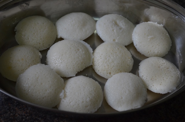 Mini Idli Sambar – Idli Sambar