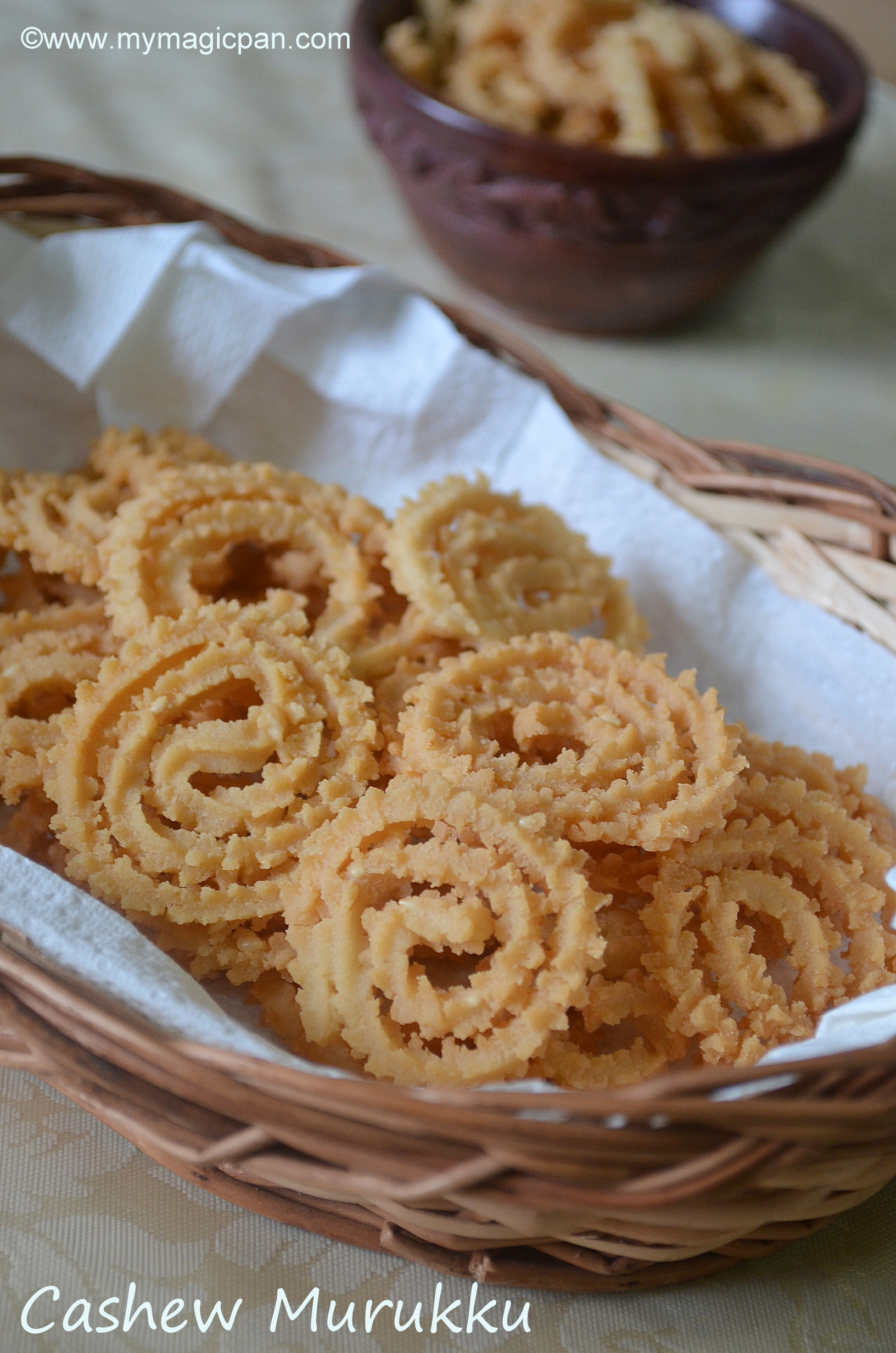 Mundhiri Murukku – Cashewnut Murukku